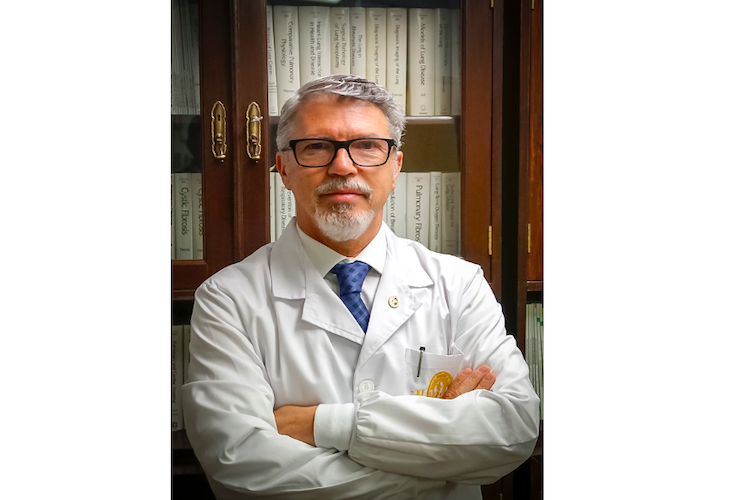 Carlos Robalo Cordeiro é reeleito director da Faculdade de Medicina da ...