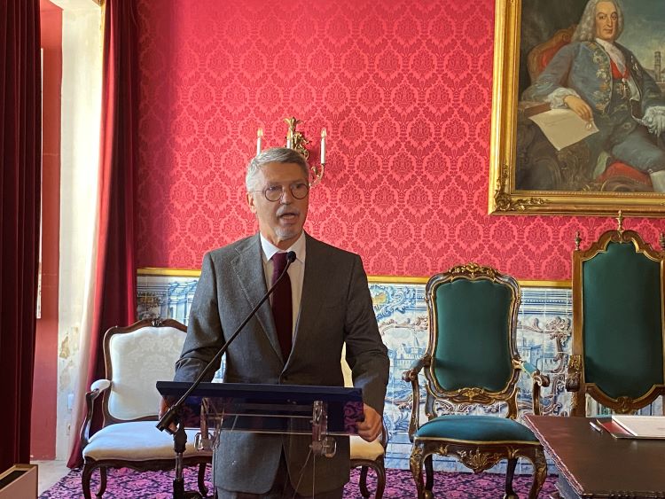 Carlos Robalo Cordeiro quer tornar “a Faculdade de Medicina mais ...